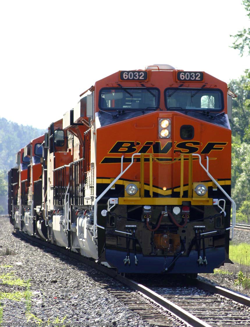 BNSF 6032